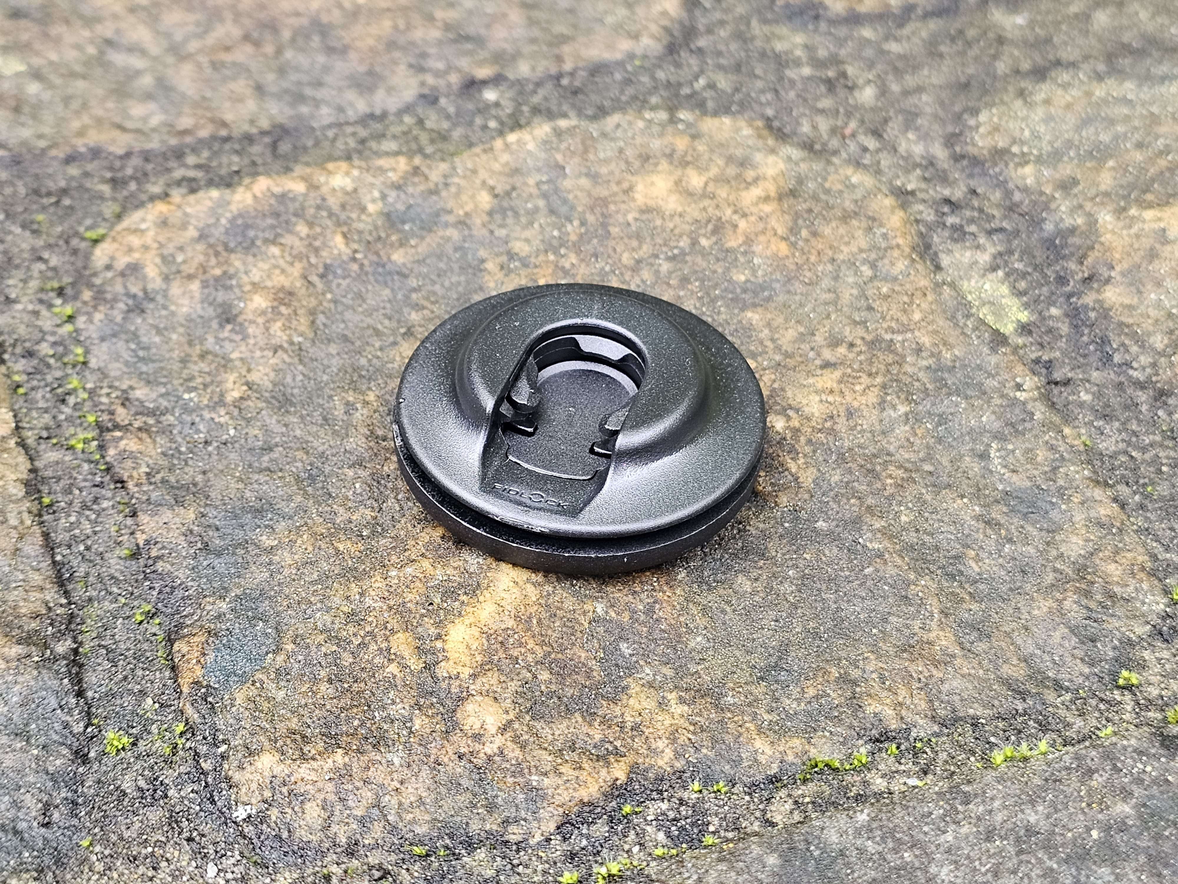 Fidlock SNAP Female Magnetic Plate (Medium)